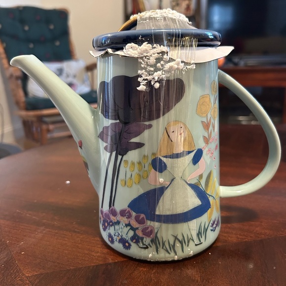 Disney | Kitchen | Disney Mary Blair Alice In Wonderland 7th ...